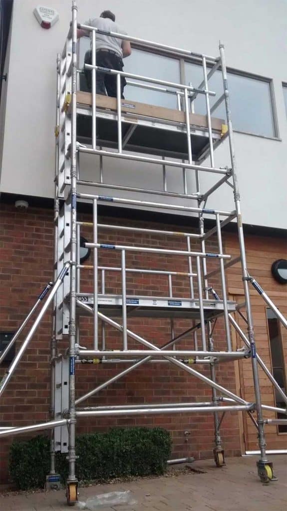 Mobile Tower Scaffold Maximum Height: UK Regulations - Lakeside-Hire